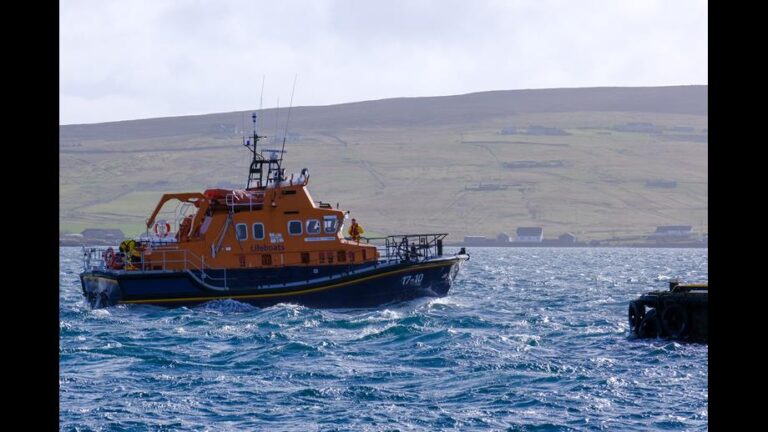 RNLI Lerwick Lifeboat launches to sinking fishing vessel